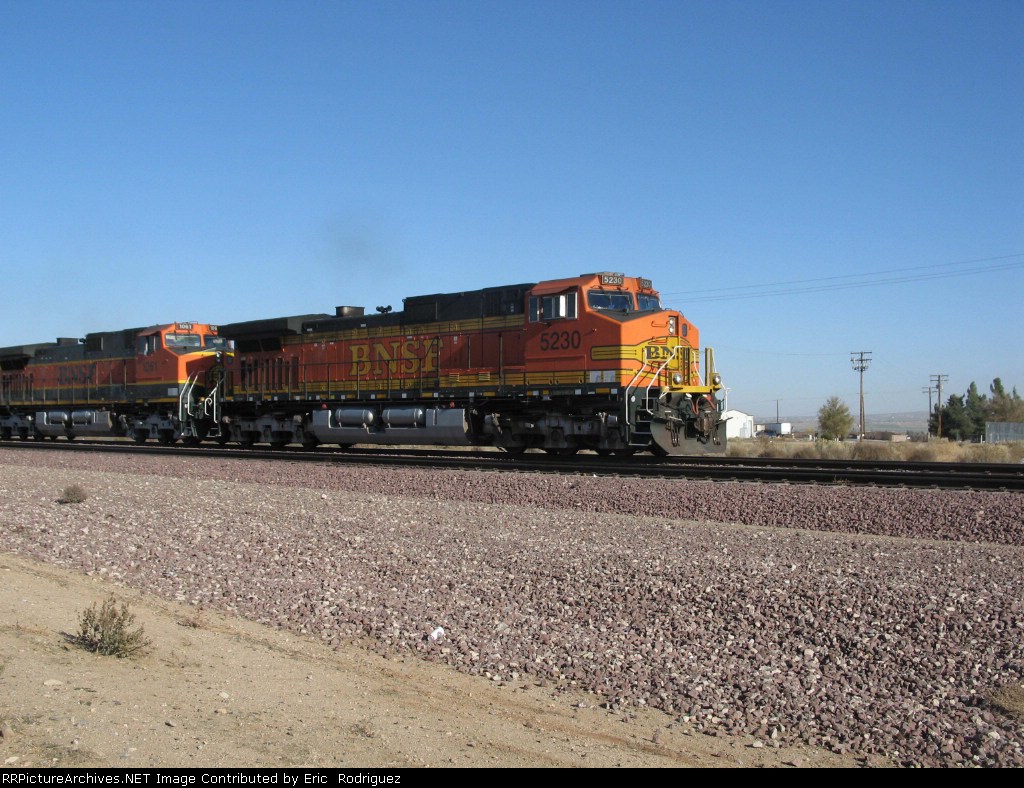 BNSF 5230